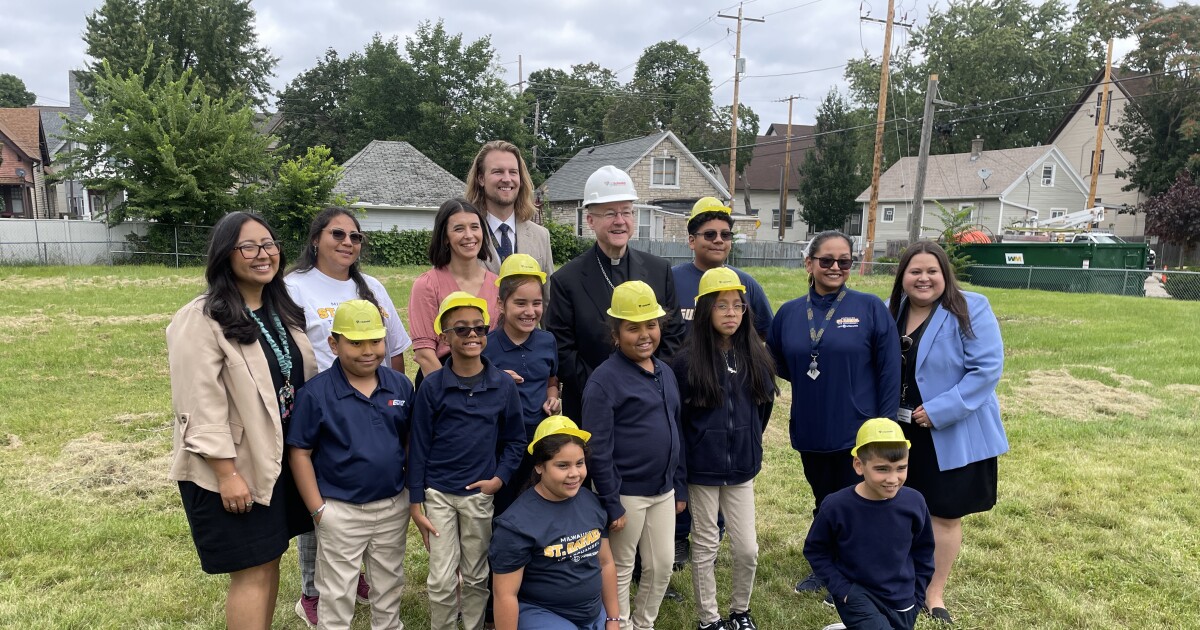 Catholic schools staff in MKE break ground on building amid grief of MN ...