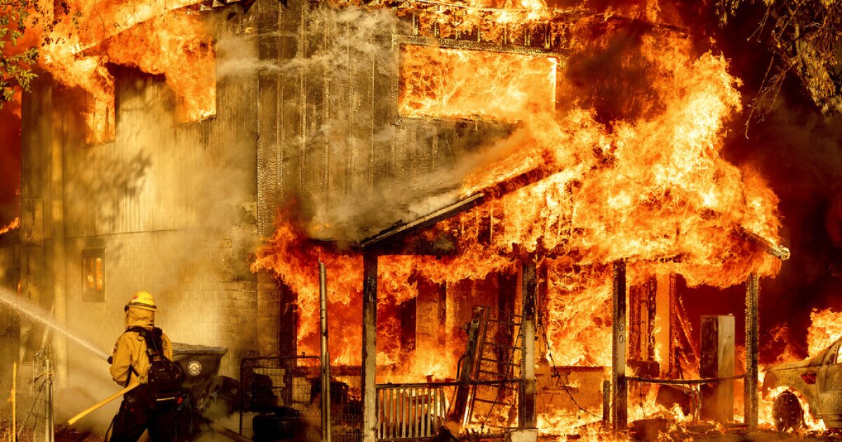 CA wildfire north of Lake Tahoe swells to 89,000 acres