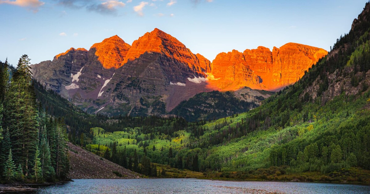 Warm and pleasant late summer weather across Colorado
