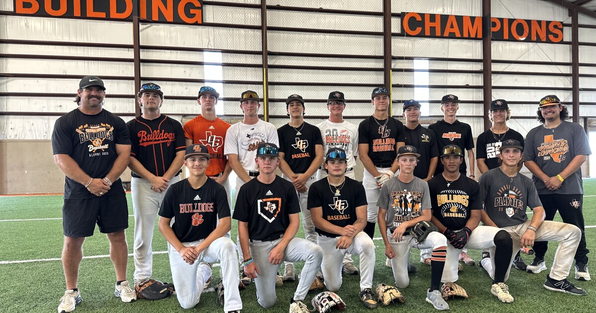 Orange Grove baseball ends 31 year drought, advancing to UIL State ...