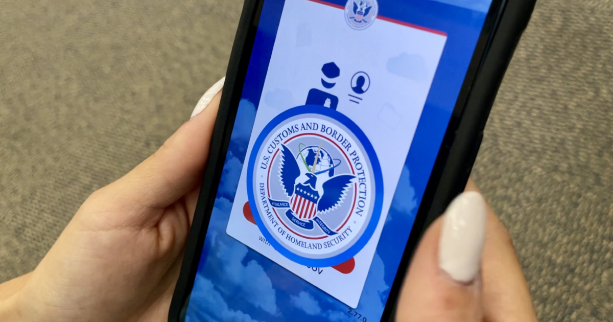 'PEOPLE STRANDED': App used for immigrants to enter US legally is shut down