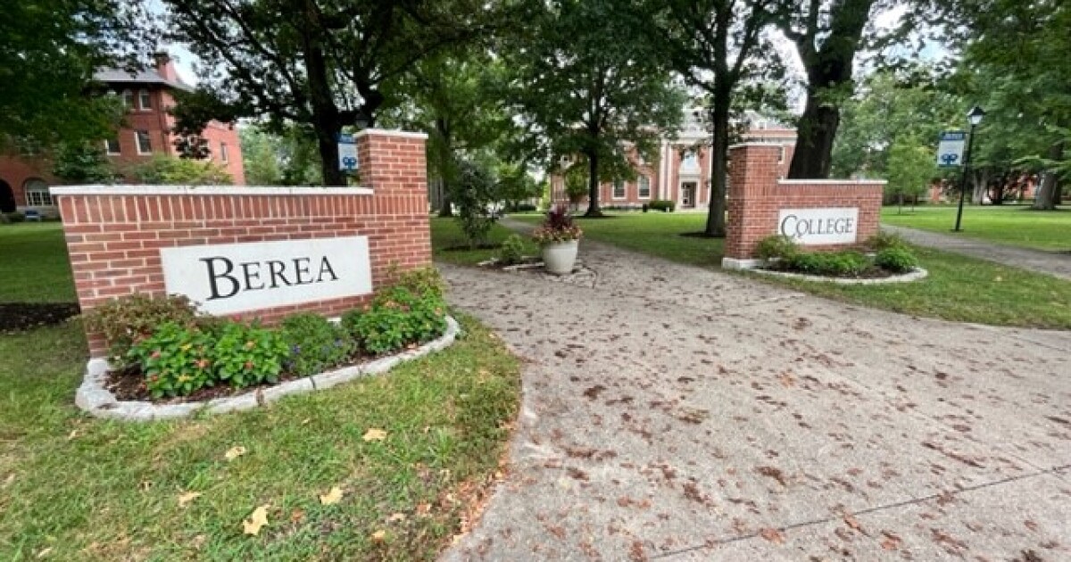 Berea College students share the benefits of the labor program