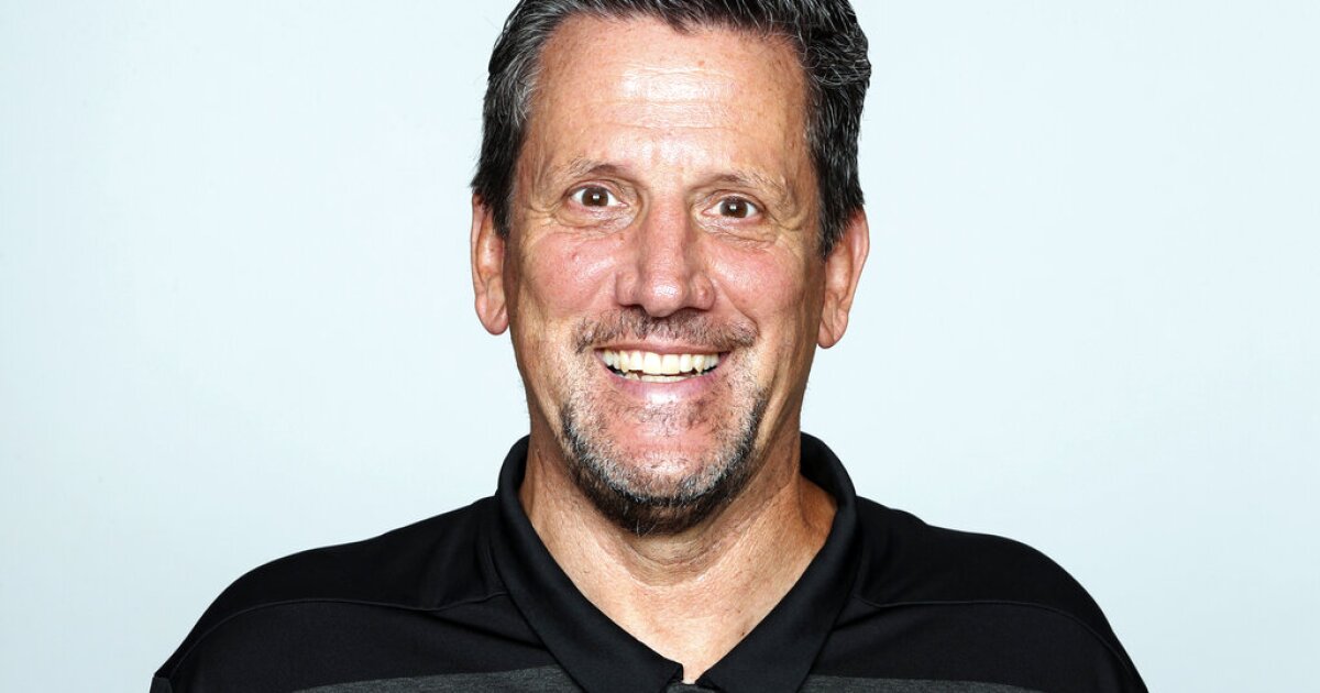 Jets assistant Knapp dies of injuries from bicycle accident
