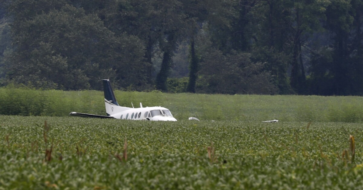 Cory Wayne Patterson: Crash threat over Mississippi skies ends with ...