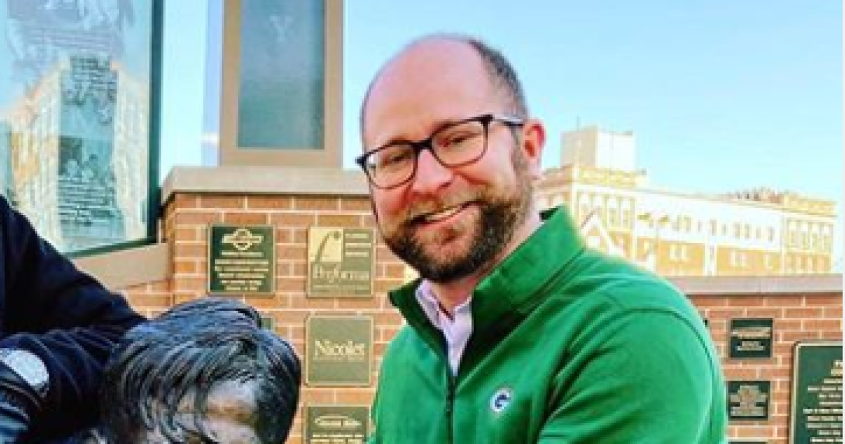 Mayor Genrich issues playoff challenge to Seattle’s mayor