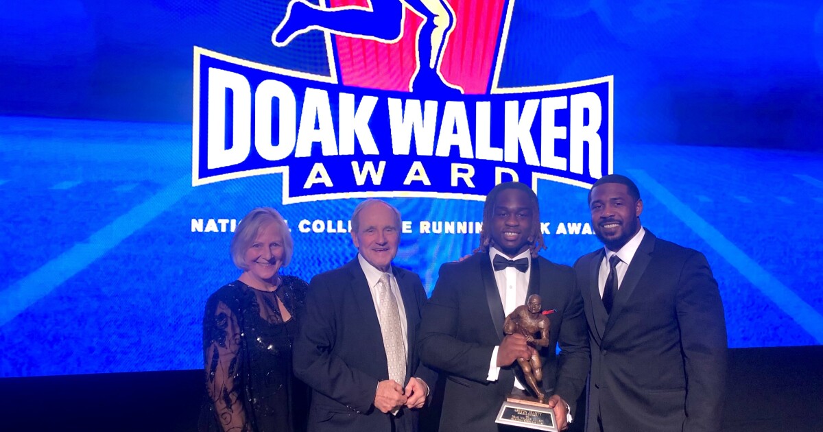 Ashton Jeanty receives Doak Walker Award in Texas