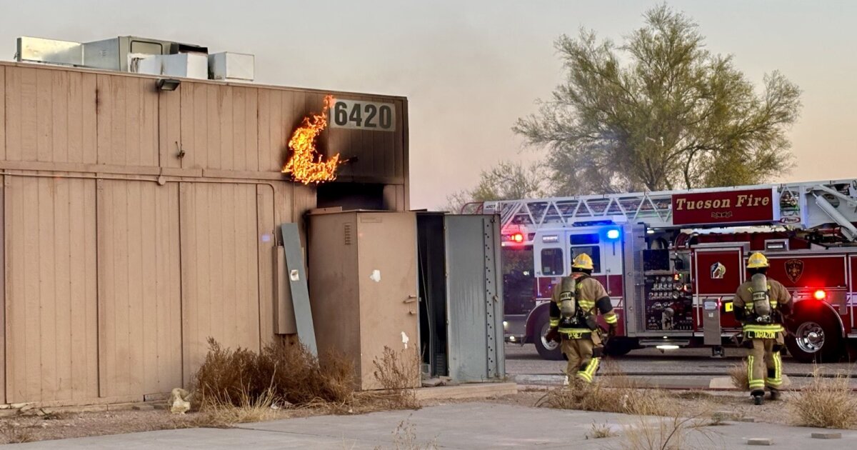 TFD crews battle fire at abandoned building on Southside